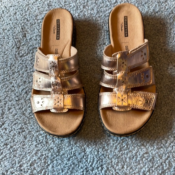 Clarks | Shoes | Clarks Collection Soft Cushion Pink Gold 6 2 Sandals ...